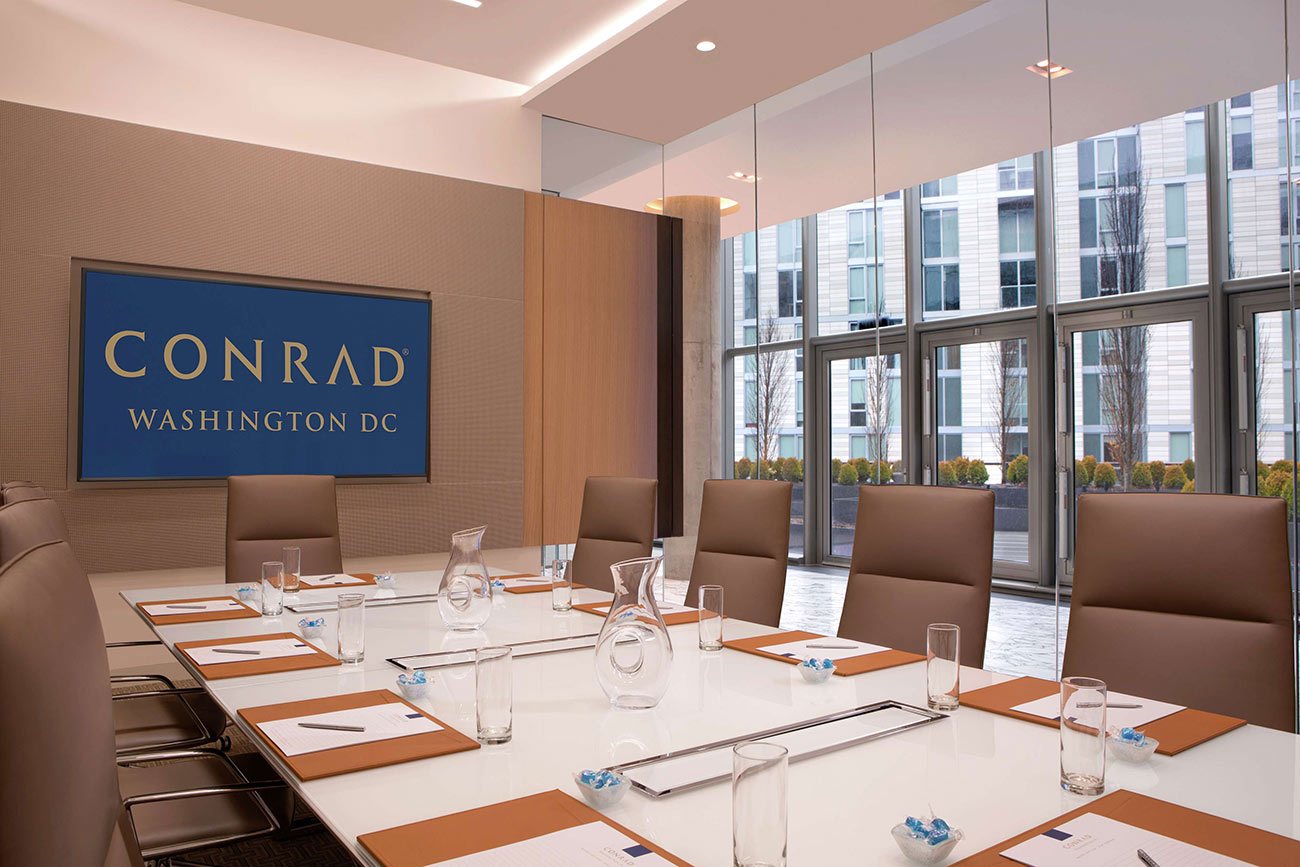 Portfolio - The Conrad at City Center - Automated Fenestration